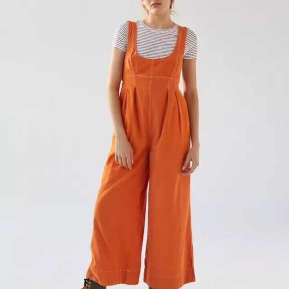 Urban Outfitters | Pants & Jumpsuits | Uo Shane Corduroy Wideleg ...